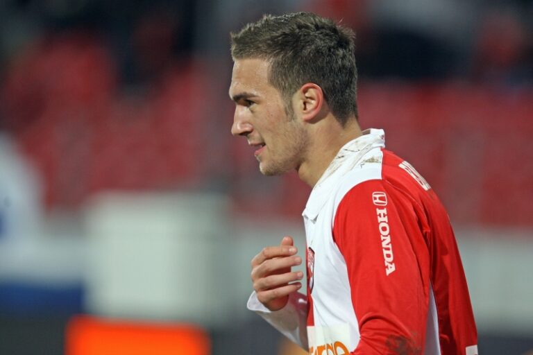 Marius Alexe, din nou printre „câinii roşii”