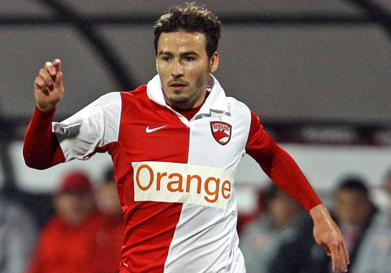 Adrian Cristea, sătul de viaţa de câine! - Evenimentul Zilei