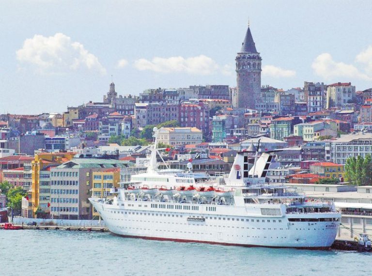 Croaziere pe Marea Neagră? Plecări din Istanbul