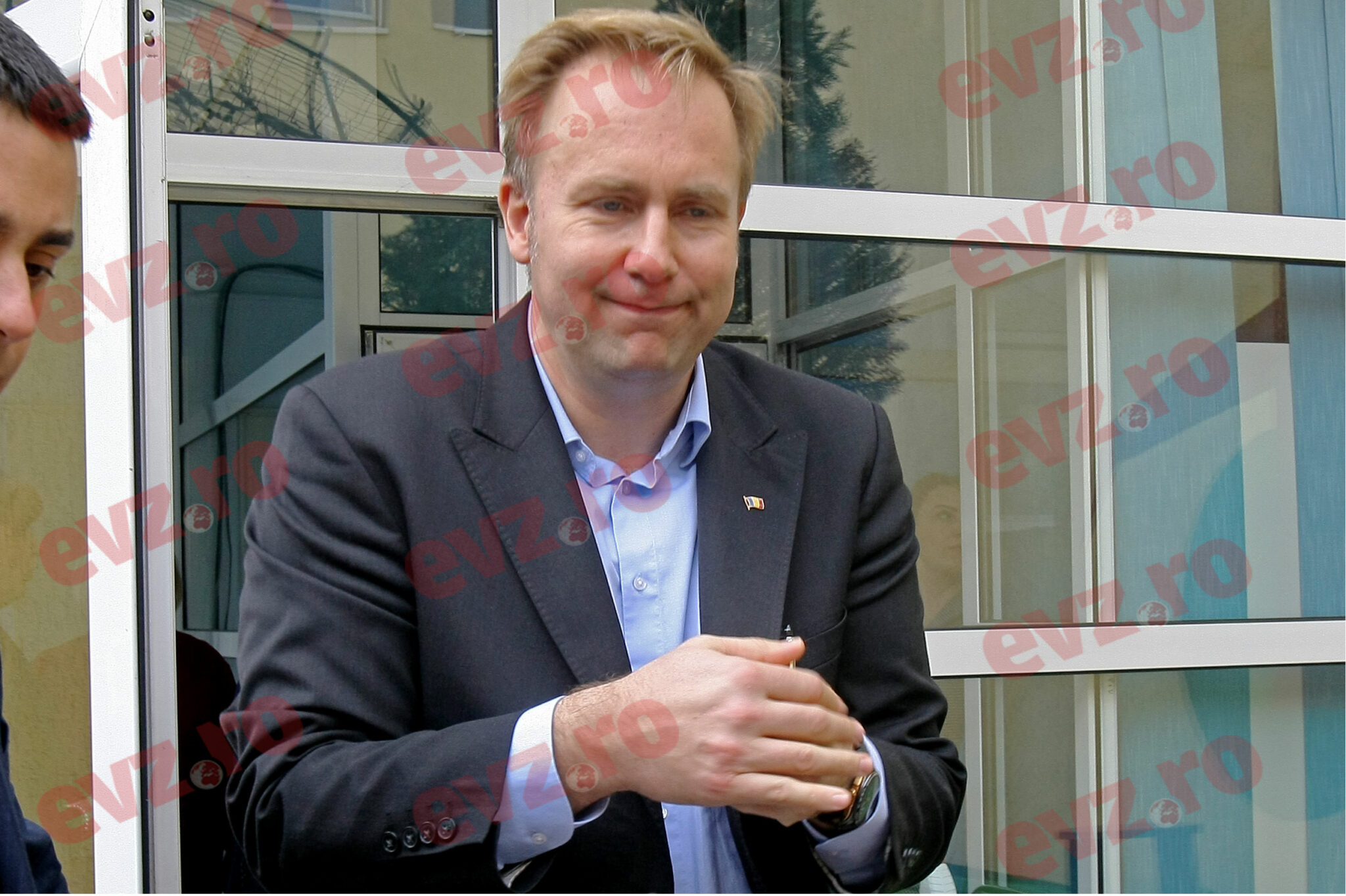 Victor Costache, „reciclat” din propria cenușă!