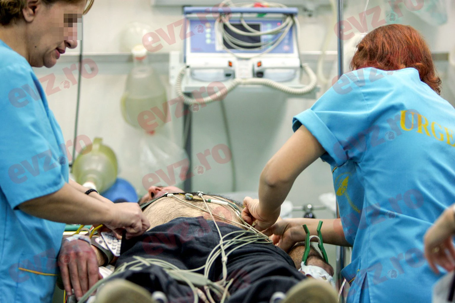 Raul WS, influencer și artist de muzică trap, în comă. A fost bătut cu ...