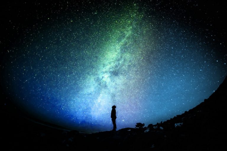 Teoria care zguduie lumea științei. Universul nu există, este doar o ...