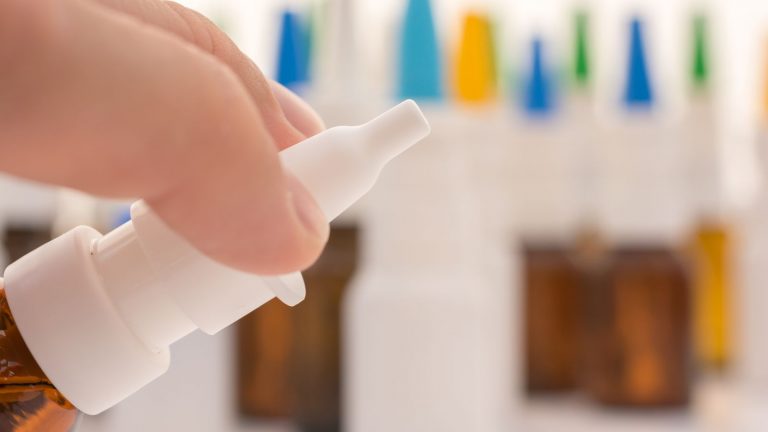 Veste incredibilă! S-a inventat un spray nazal și oral care ucide 99,97 ...