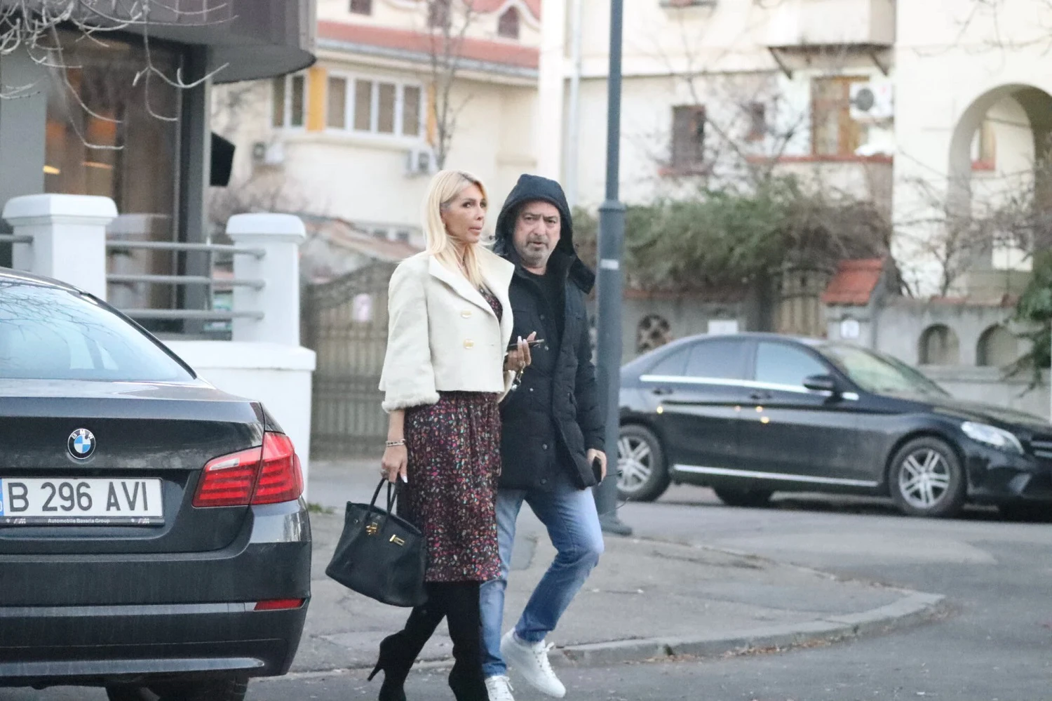 Cine este misteriosul om de afaceri care a intrat într-o relație cu ...