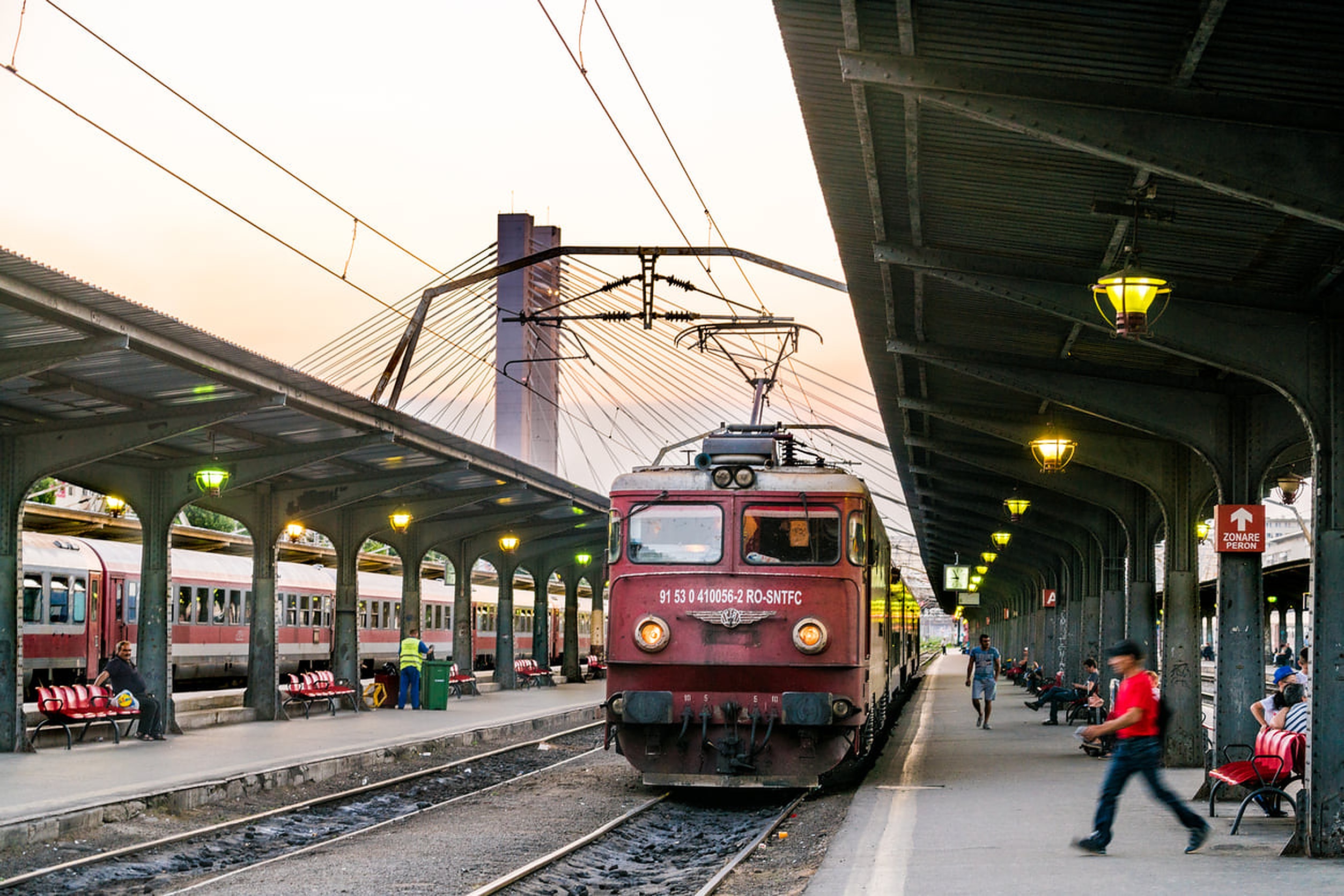 Trenurile Soarelui circulă din 16/17 iunie. Turiștii vor putea merge în ...