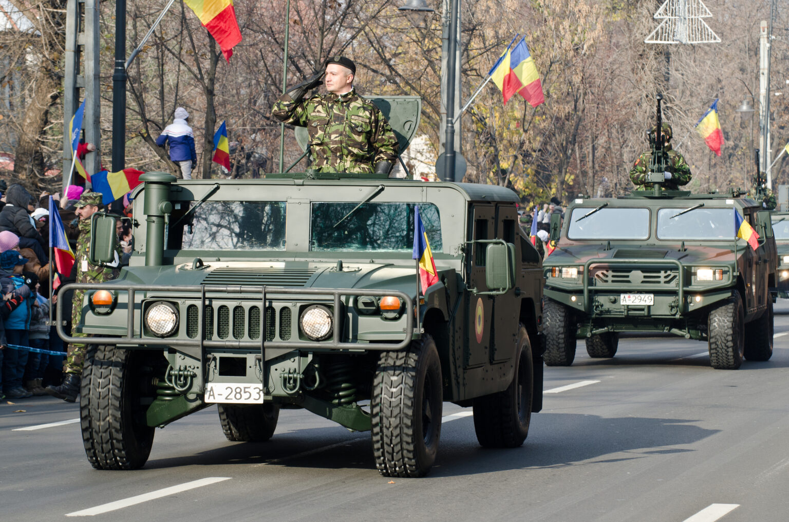 Parada militară de 1 Decembrie. Aliații NATO fac spectacol în România