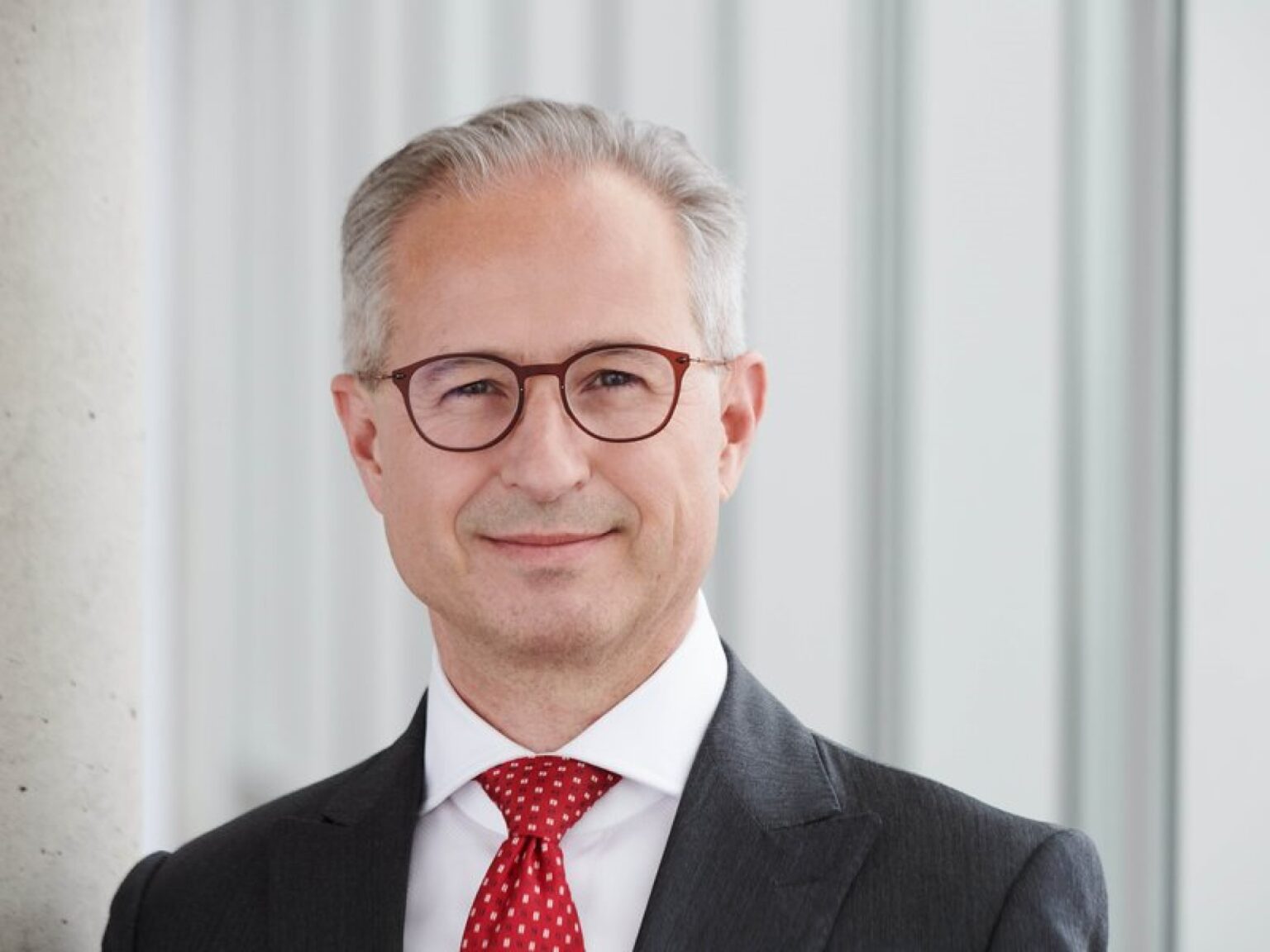 Răzvan Nicolescu a explicat de ce a cerut demisia lui Alfred Stern din ...