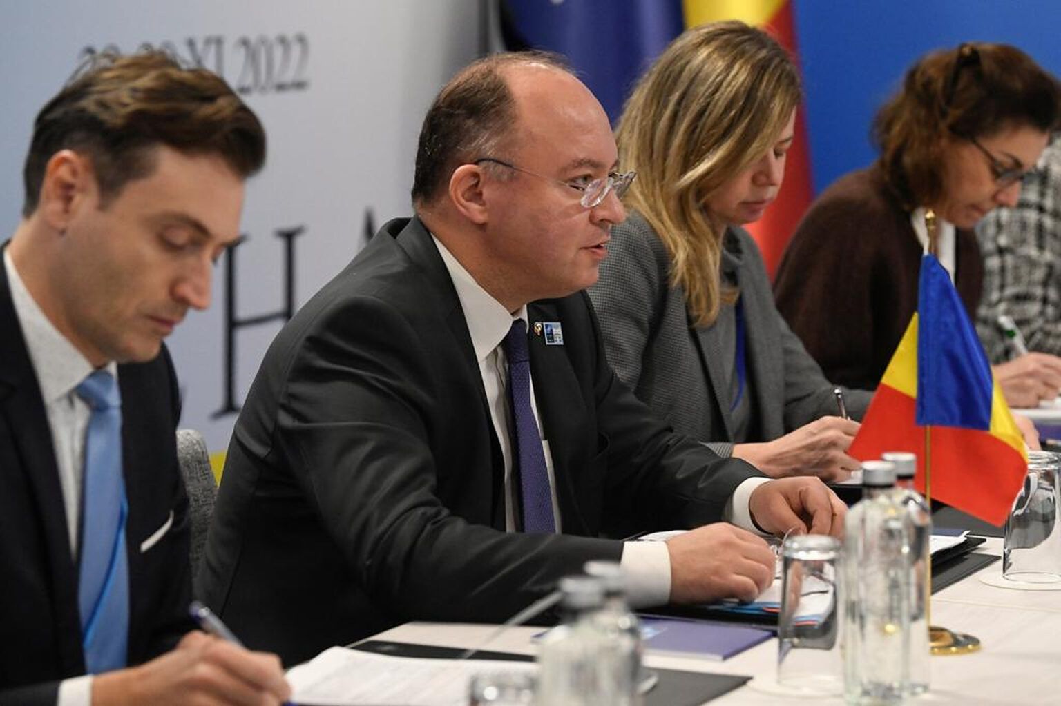 Reuniune NATO la București. Bogdan Aurescu: Monitorizarea situaţiei din ...