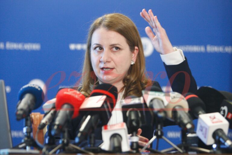 Noua Lege a Educației prevede sancțiuni pentru părinți. Ce pățesc cei ...