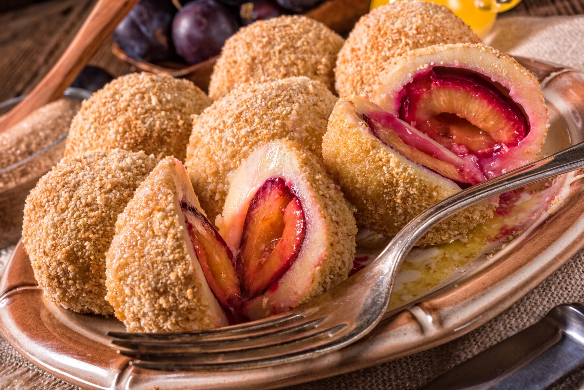 Găluşte cu prune, reţetă ca la bunica