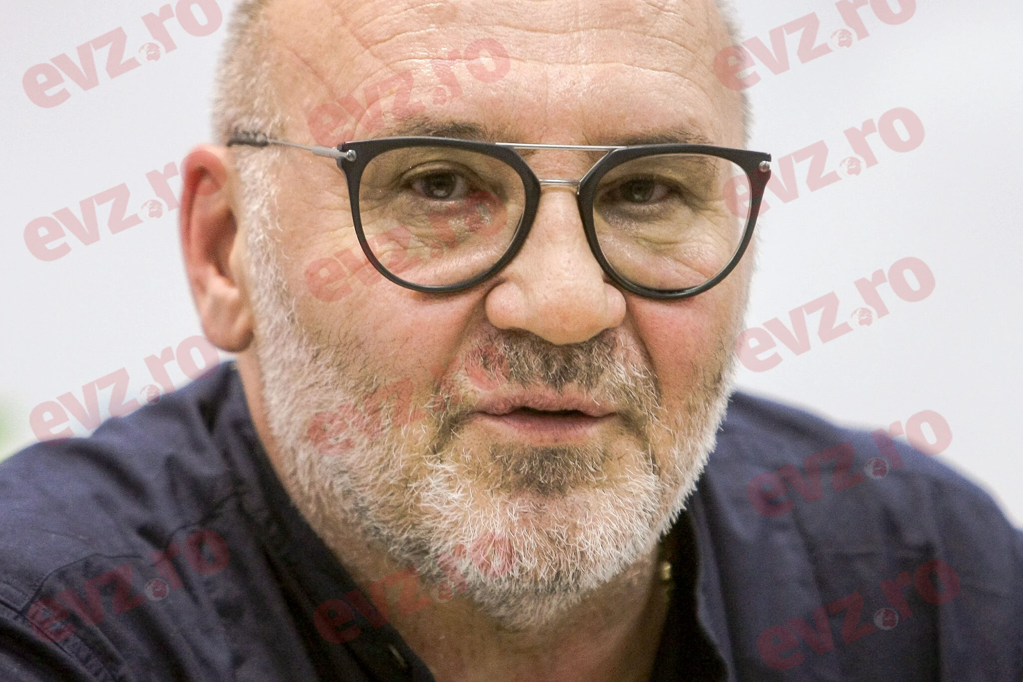 Țara cu cinci milioane de ronini. Fără sabie