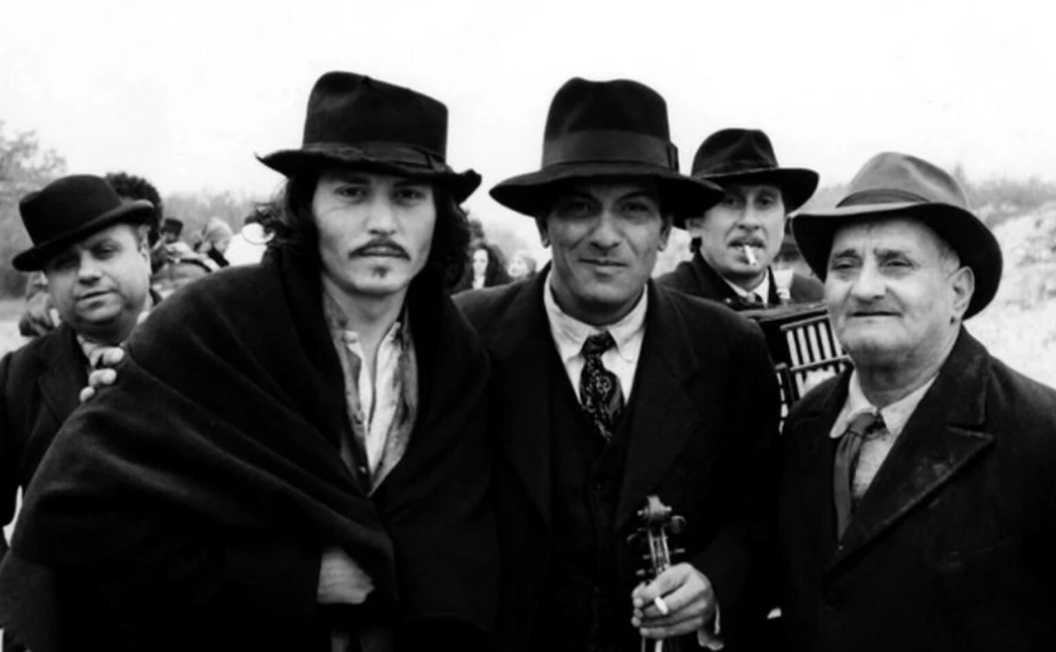 Povestea celebrului Taraf de Caliu. Lăutarii vrăjitori care i-au cântat ...