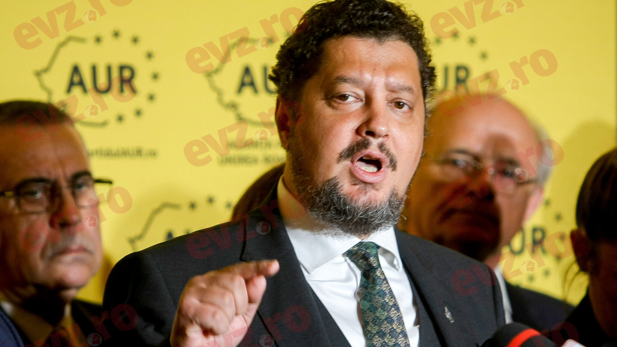 Continuă scandalul în AUR. Discuție finală Claudiu Târziu-Simion