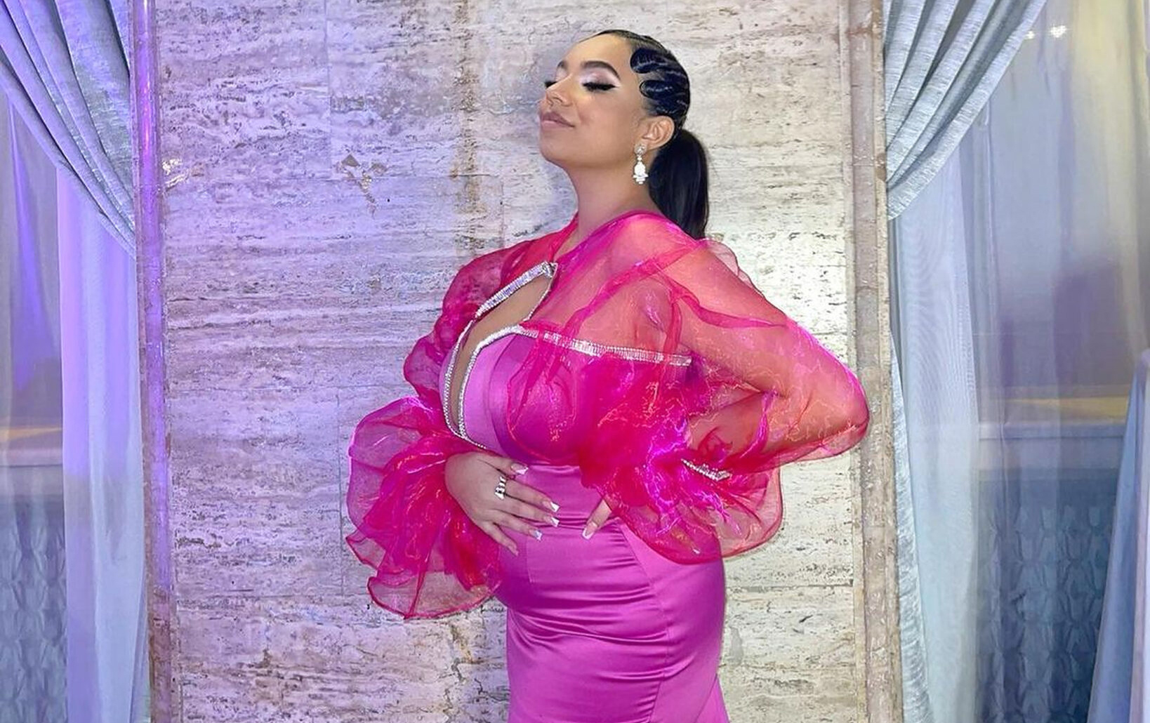 Adrian Minune este bunic pentru a doua oară. Cântărețul și fiica sa nu-și mai încap în piele de ...