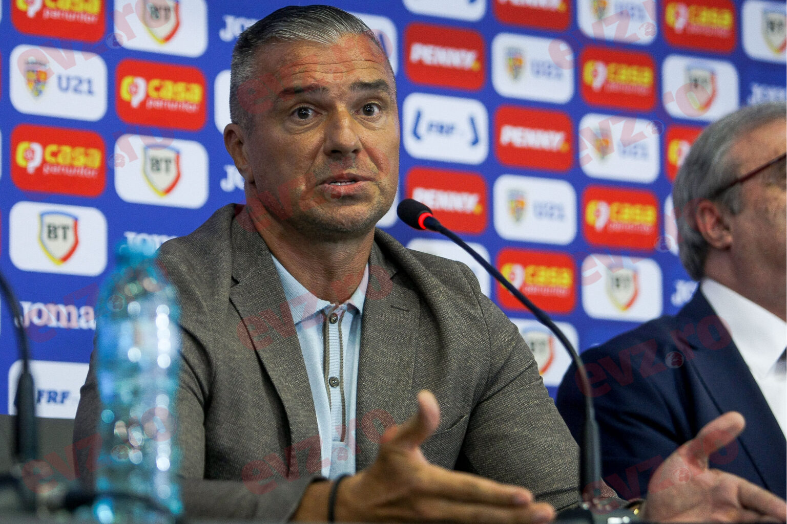 Este oficial. Daniel Pancu, noul selecționer al Naționalei României de ...