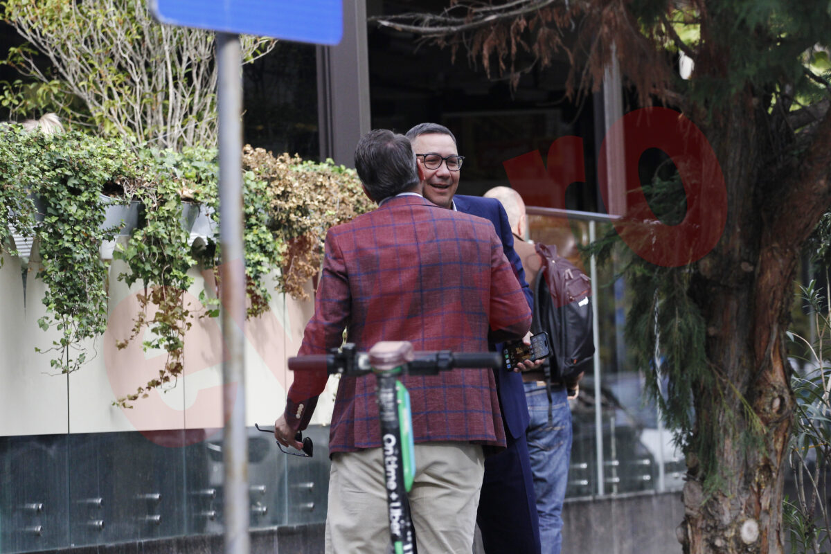 Ponta și fostul său consilier, la o șuetă în Primăverii