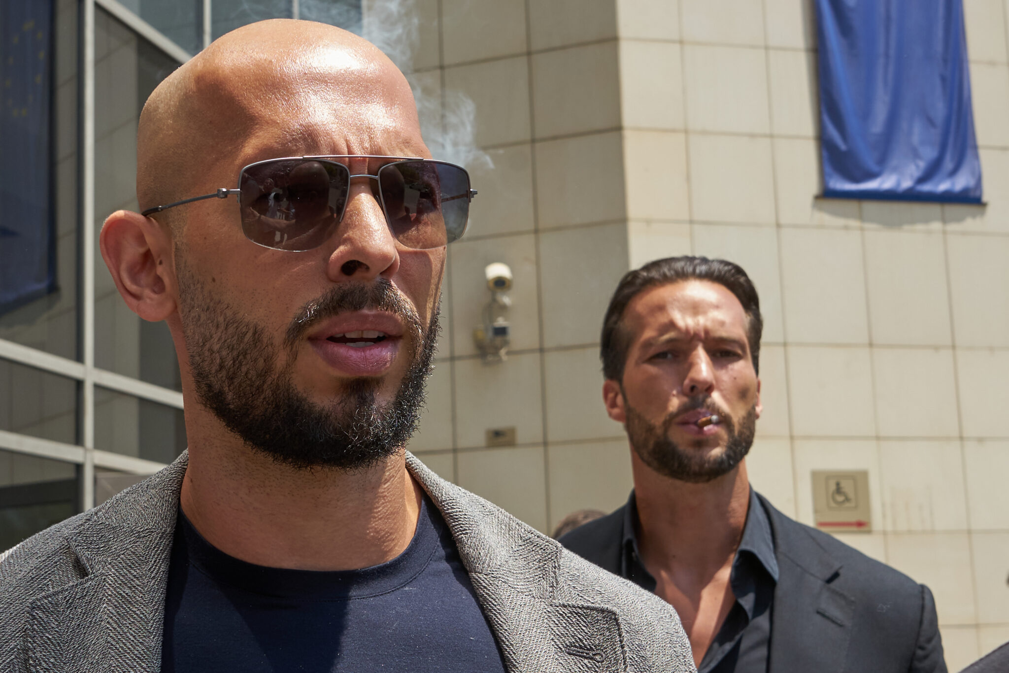 S-a decis: Andrew Tate rămâne cu cetățenia din Vanuatu