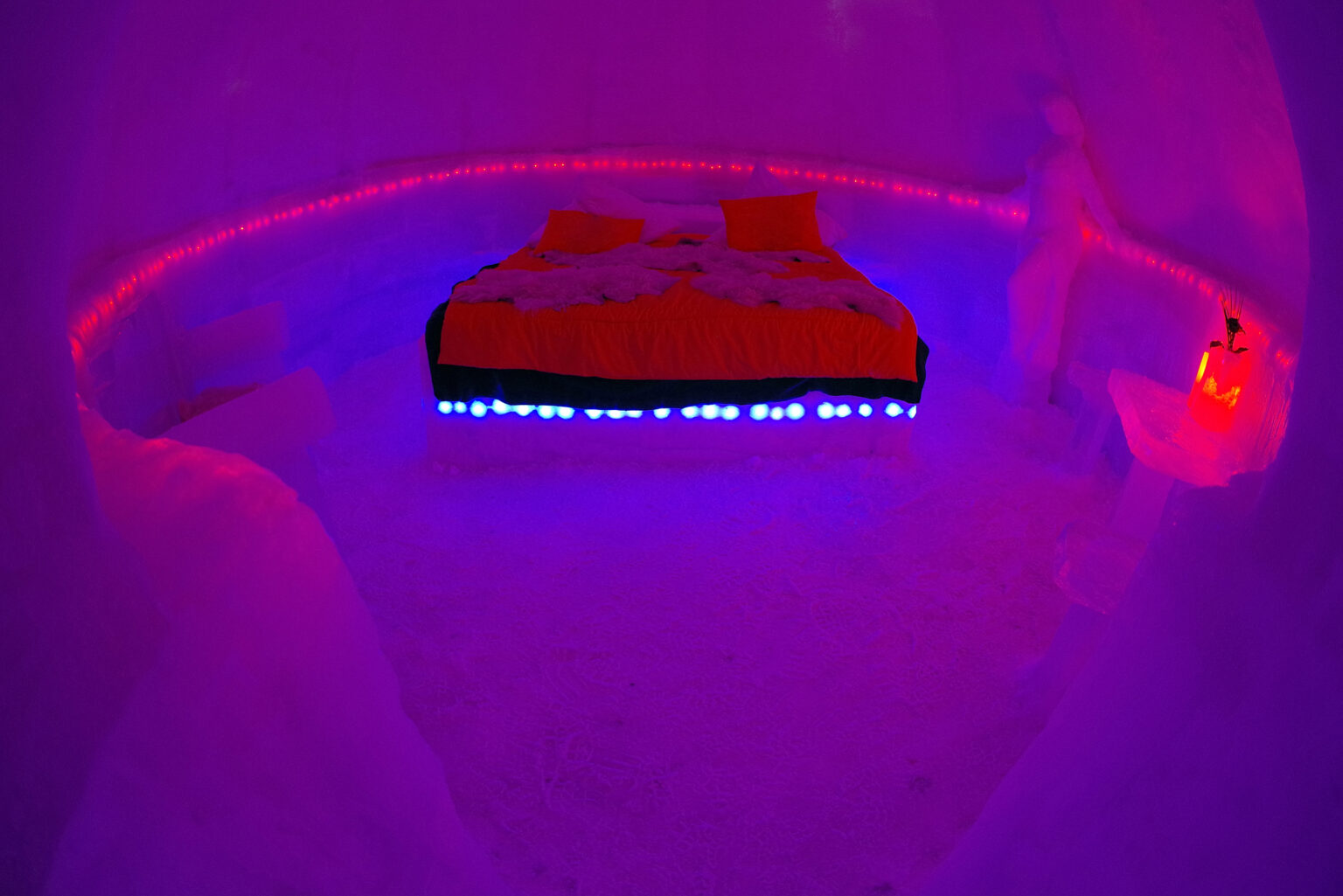 Un loc din România, inclus într-un top mondial celebru. Mulți turiști ...