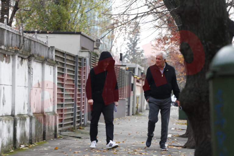 Exclusiv: Adriean Videanu, imagini de colecție cu fiul său. Cum au fost ...