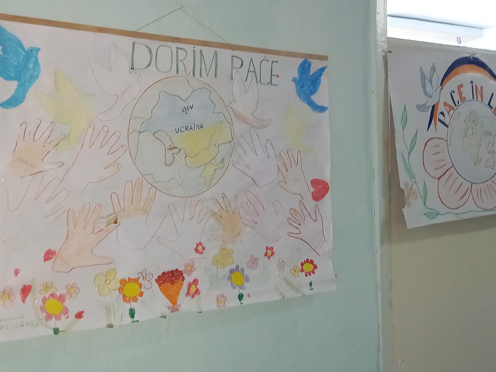 Exclusiv. „Ţara Vulcăneşti”. Cum trăieşte cea mai populată localitate ...