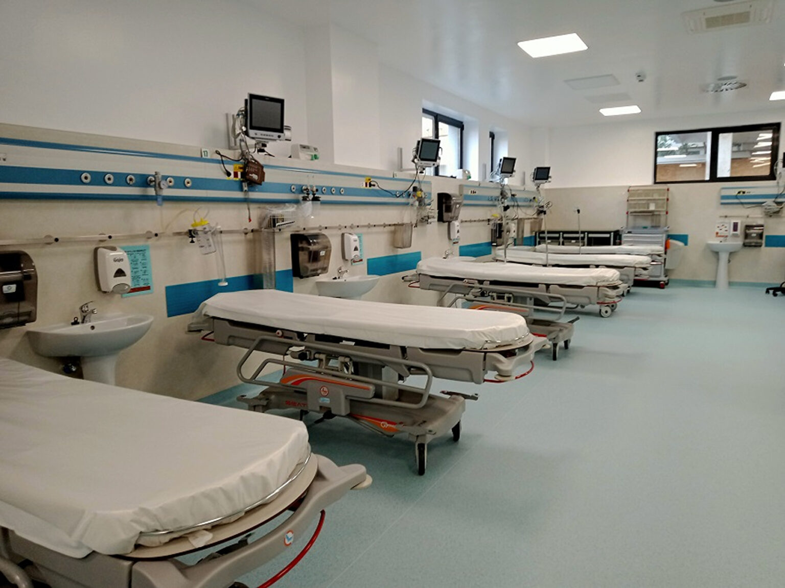 Anchetă la Maternitatea Ploieşti. O mamă a primit alt copil la externare