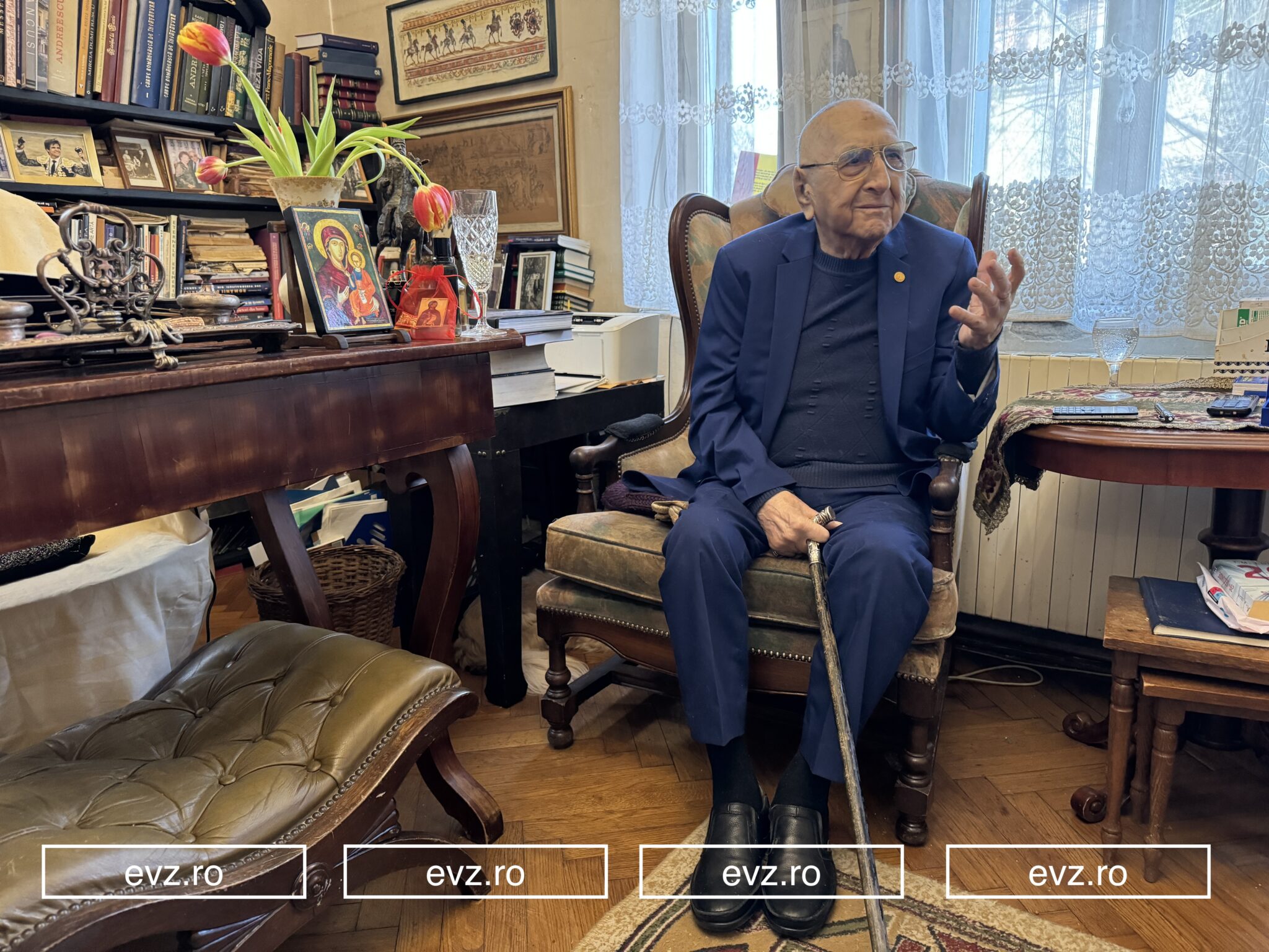 Dinu Săraru, un scriitor care a dat autograf Eternității! - Evenimentul ...