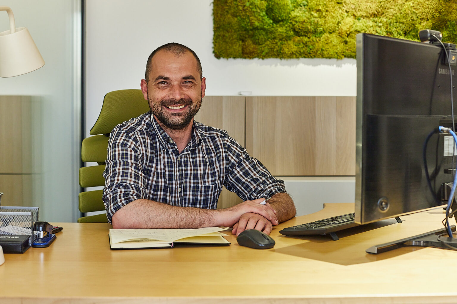 Teofil Dascălu a creat cea mai digitalizată exploatație agricolă din ...