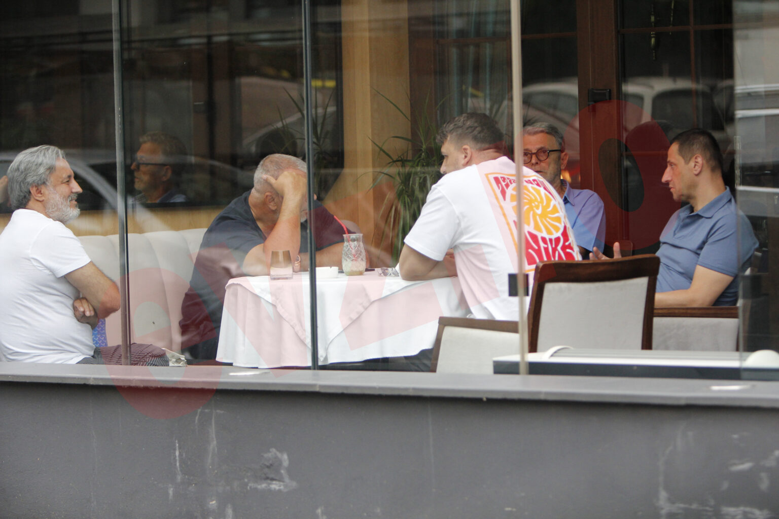 Exclusiv. Cosmin Olăroiu și Gheorghe Stelian, prinși în fapt. Cu cine s ...