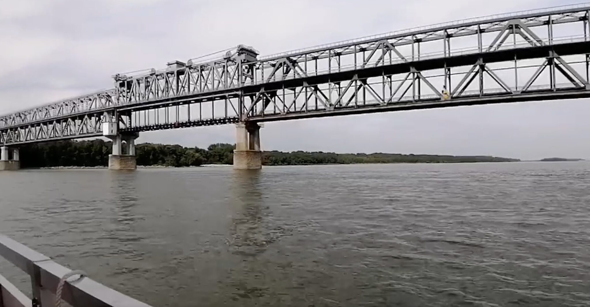 Restricții de circulație pe Podul Dunării Giurgiu-Ruse. Toate rutele ...