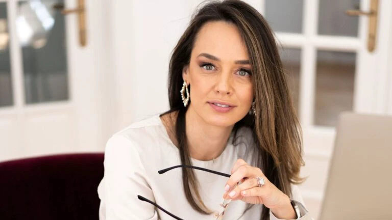 Andreea Raicu, șocată în direct. Momentul critic al fostei prezentatoare