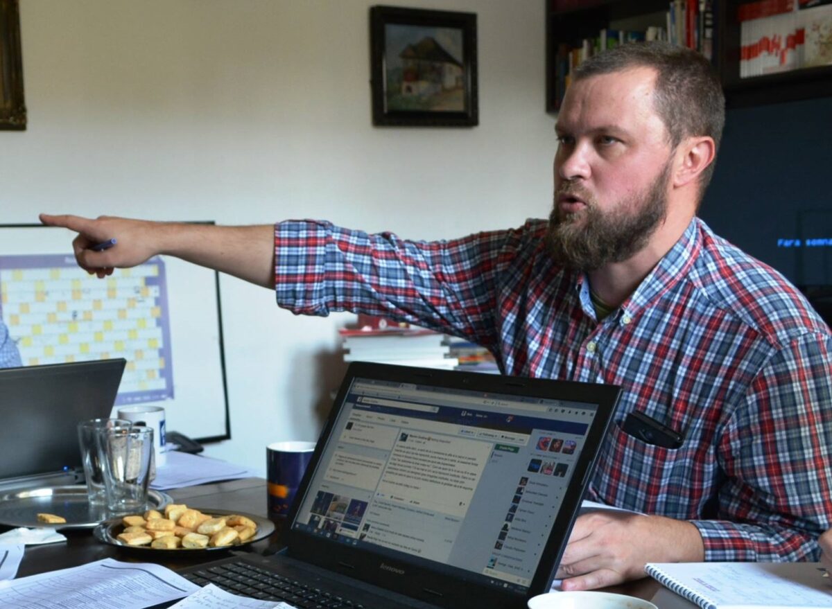 Dan Tăpălagă și olița lui Klaus Iohannis