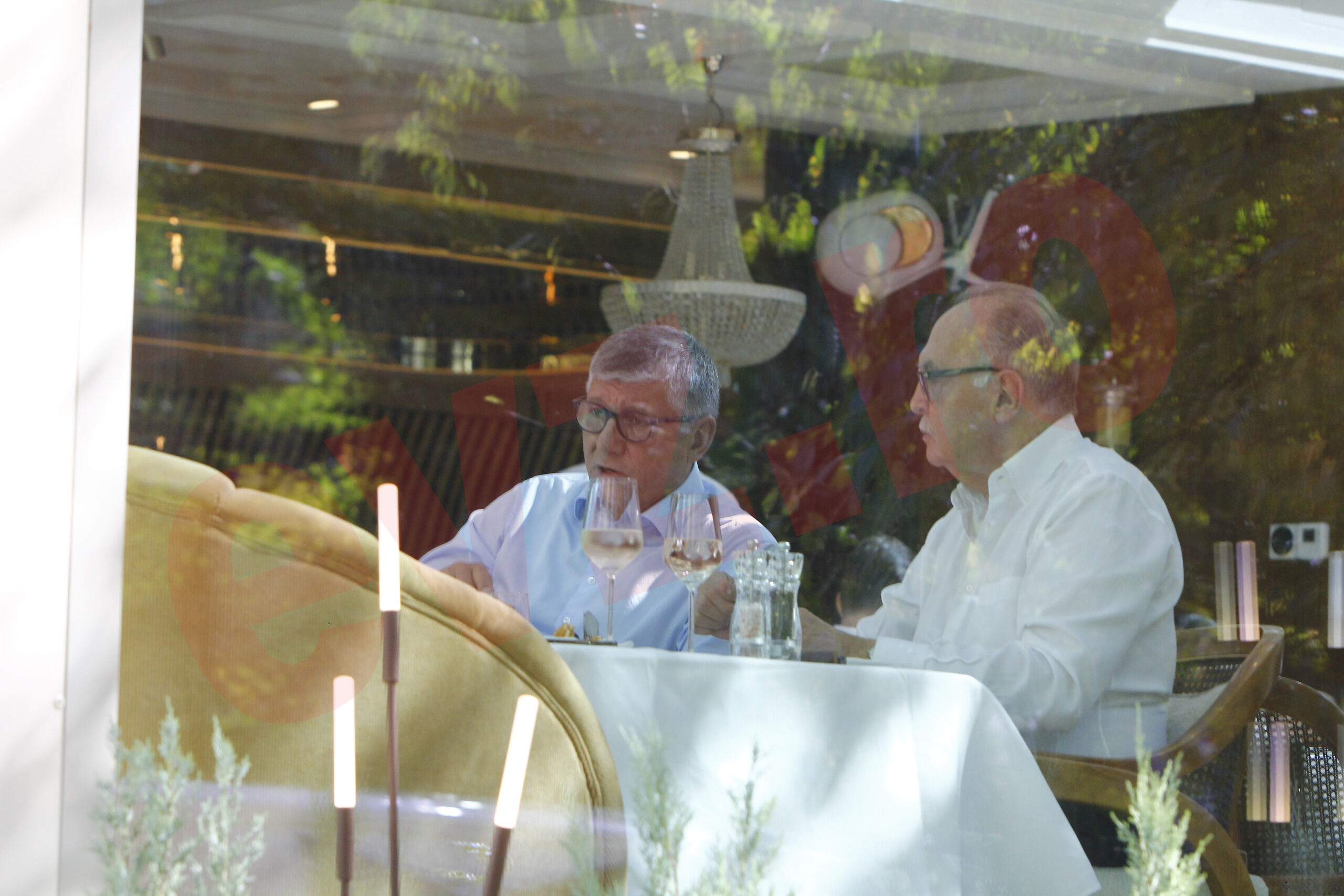 Exclusiv: ” Regele construcțiilor” și ”tăticul Mc Donald’s”, întâlnire ...