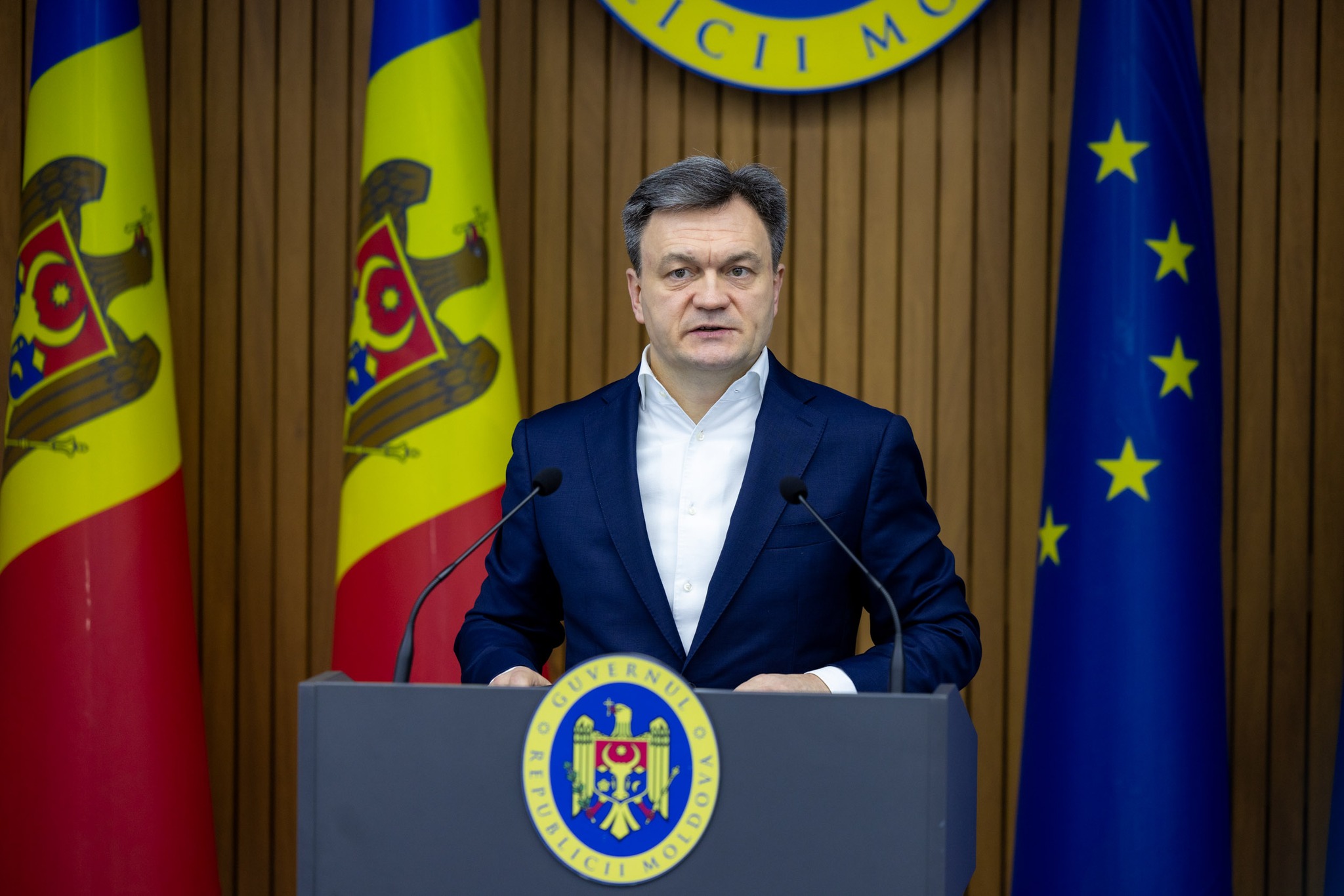 Pensii mai mari pentru persoanele cu un stagiu de 40 de ani