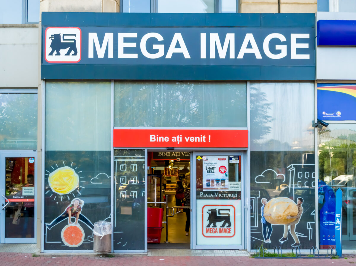 Programul complet al marilor lanțuri de magazine de Crăciun și Revelion