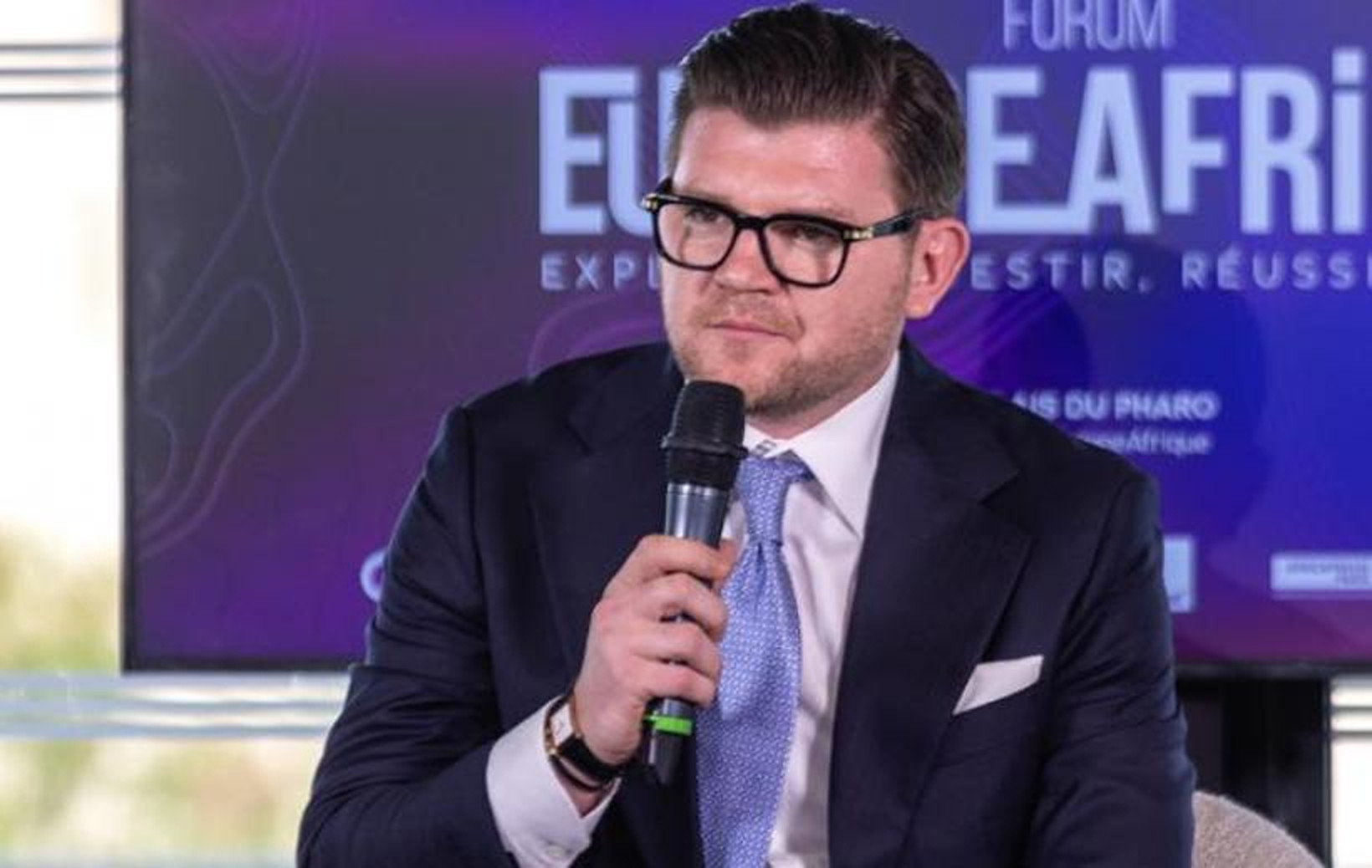 Anton Pisaroglu lansează organizația Turul 2, Înapoi