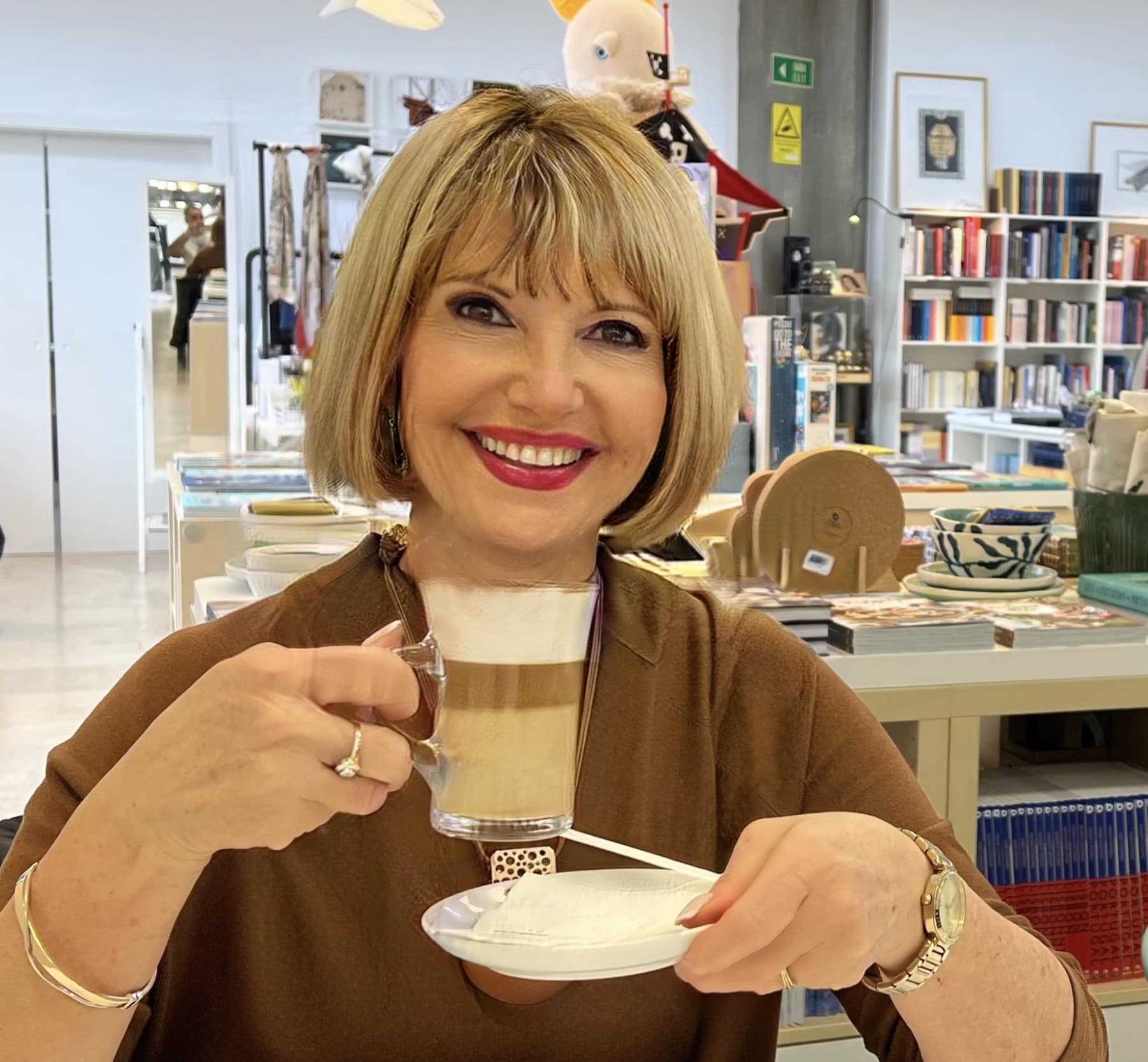 Marina Almășan, imagine de senzație. Prezentatoarea în costum de baie ...