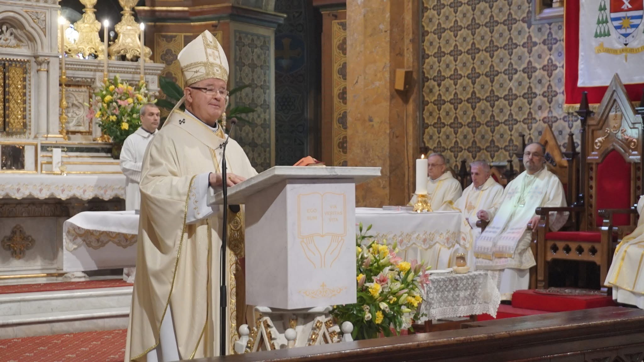 Arhiepiscopului Aurel Percă, îndemn pentru credincioșii catolici