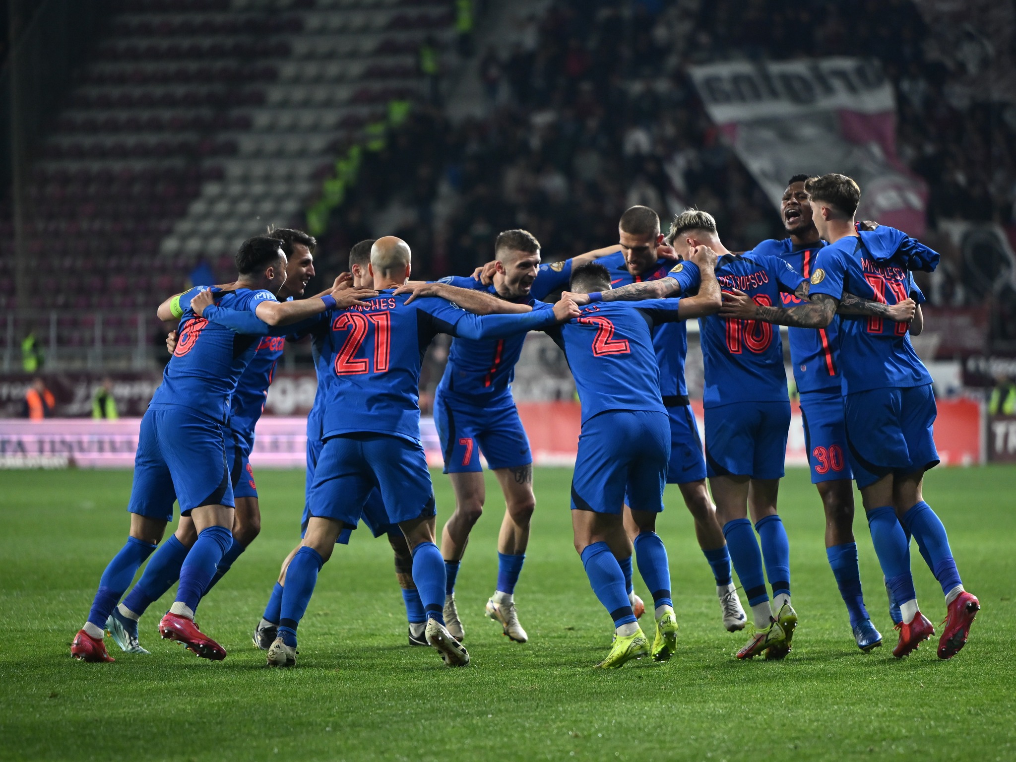 Haos în Giulești. Sancțiuni record după derby-ul Rapid - FCSB