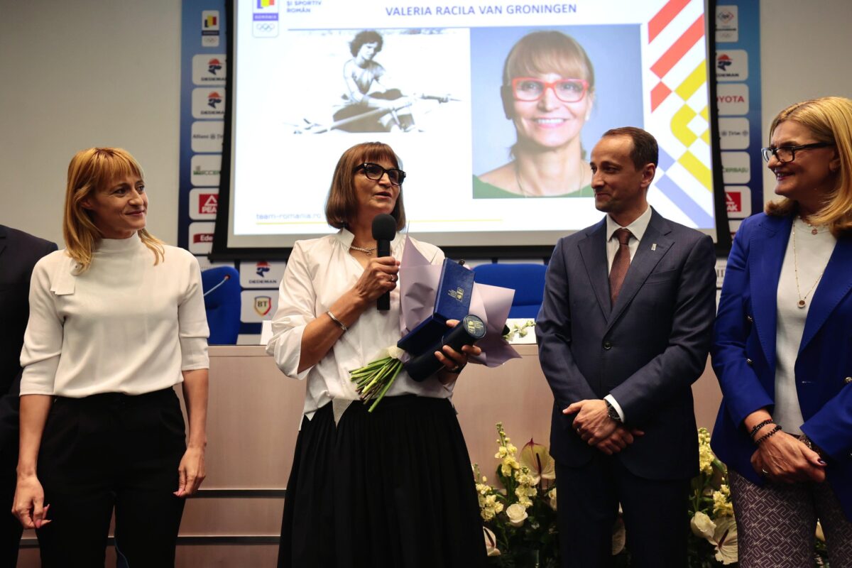 Valeria Răcilă van Groningen şi Marius Urzică au primit Ordinul ...