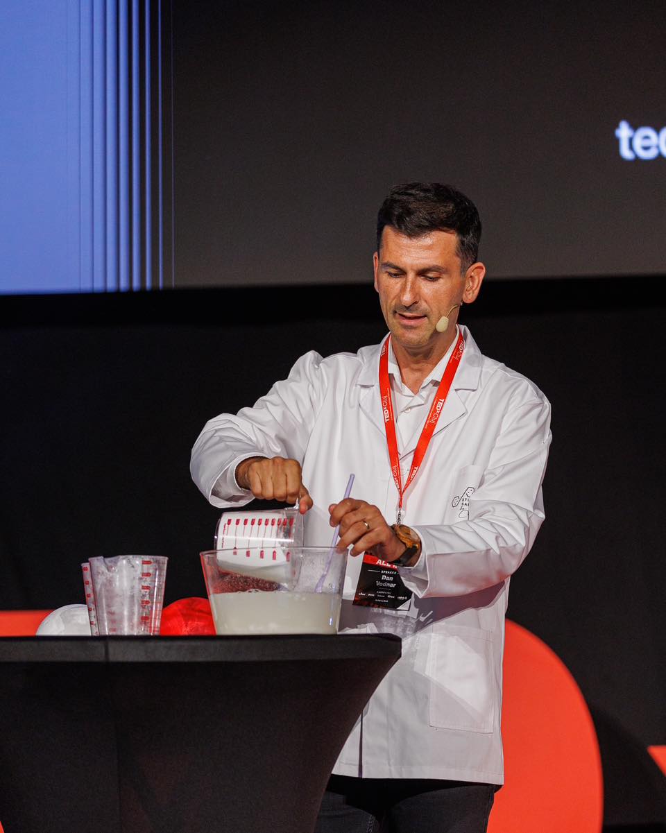 Prospețimea ascunsă a ouălor. Cum afli dacă sunt bune fără să le spargi ...