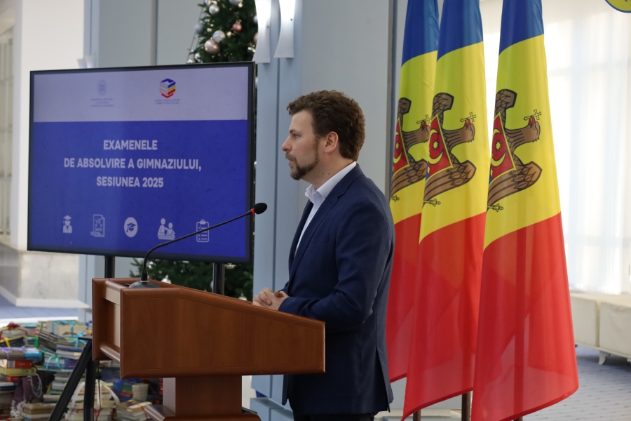 Bătălie politică pe supravegherea elevilor la examenele de a IX-a