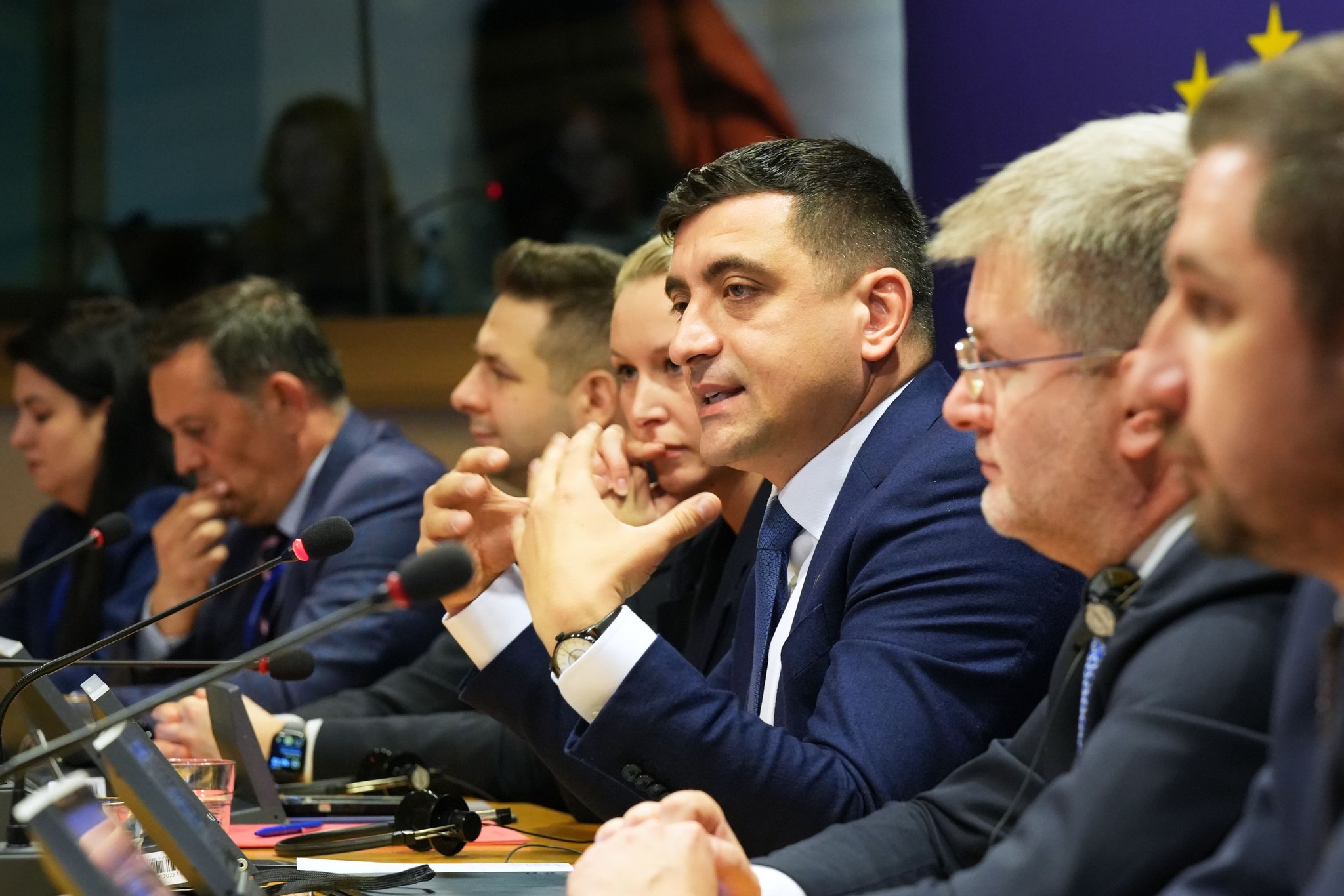 AUR are pregătit guvernul: Suntem al doilea partid în Parlament alături ...