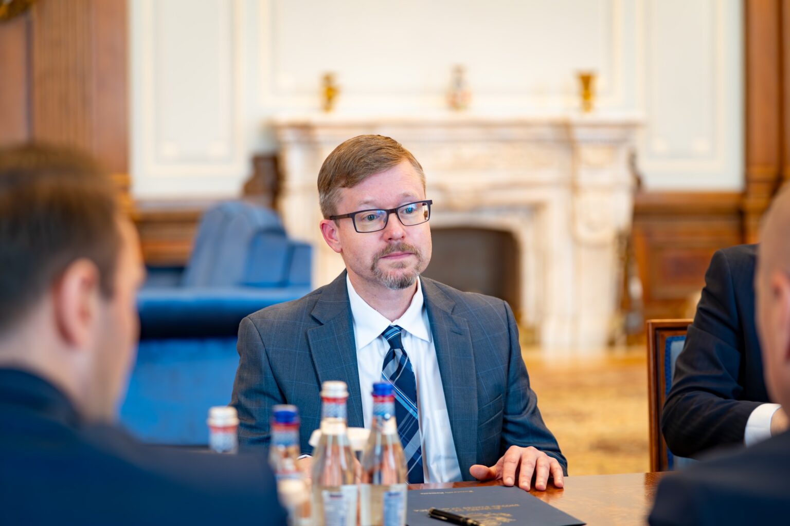 Michael Dickerson, principalul reprezentant al SUA în România, s-a ...