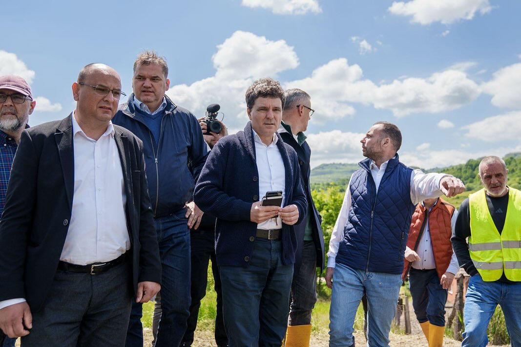 Nicuşor Dan, în zonele afectate de inundații: Au fost programe de ...