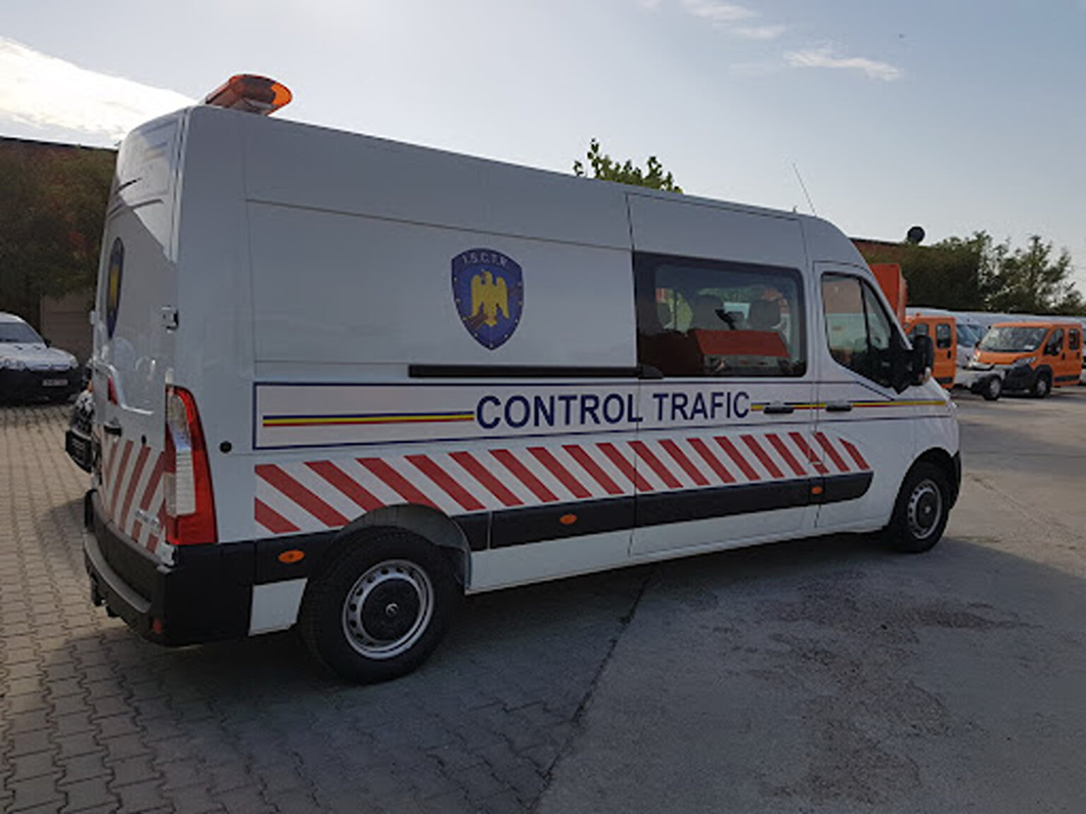 Zece bugetari de la ISCTR, reținuți pentru luare de mită