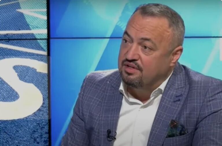 Și mai mic. Salariul directorului STB scade la 3.804 euro. Ieri scăzuse ...