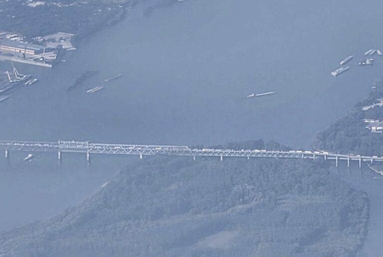 Coada de la podul Giurgiu-Ruse se vede din avion. Ce spun șoferii care ...