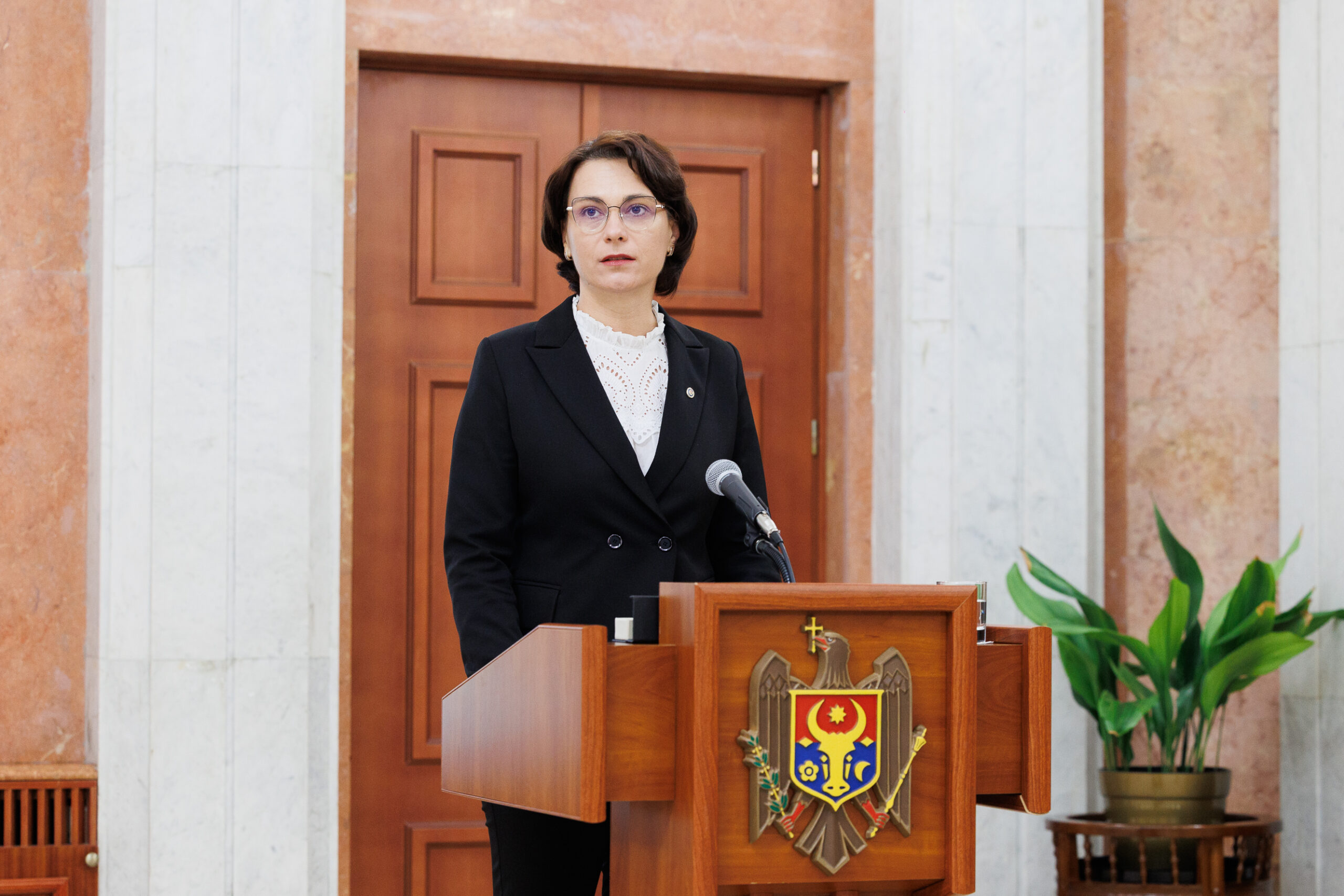 Timpul de reacție la apelurile 112 va fi redus la 15 minute, iar ...