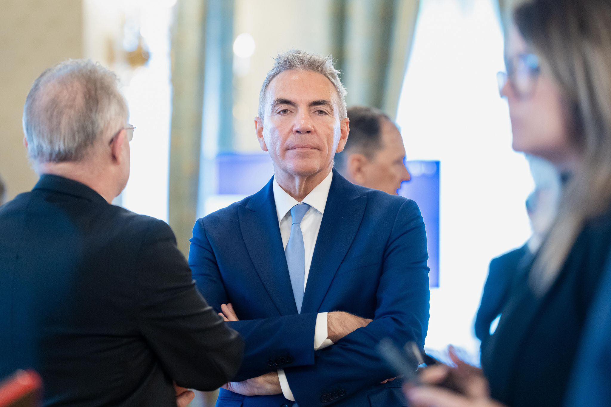 Dragoș Anastasiu, îndemnat să demisioneze. Mesajul lui George Simion