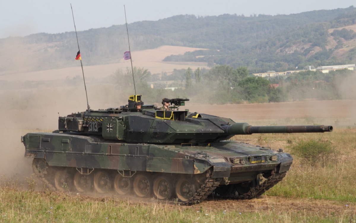 Germania își salvează economia cu armata și sperie Europa